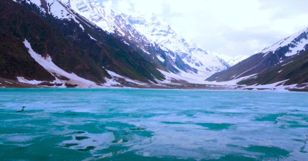 10 Incredible Places to Visit in Winter in Pakistan to Enjoy